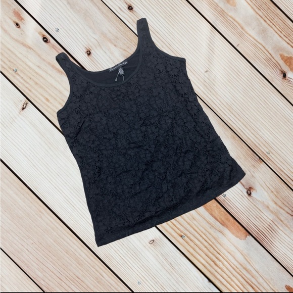 French Laundry | Tops | Nwt French Laundry L Black Lace Front Tank ...
